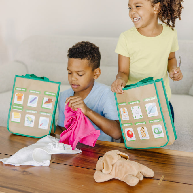 Let's Explore Indoor/Outdoor Scavenger Hunt Play Set- Melissa and Doug