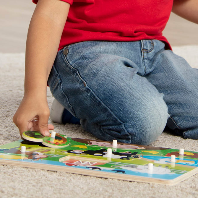 Farm Peg Puzzle - 8 Pieces | Easy-Grasp Pegs | Melissa & Doug